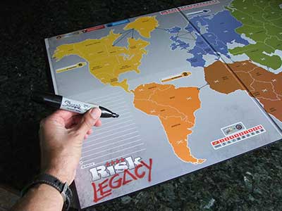 "Risk Legacy" : Le premier jeu de plateau évolutif ? - Les anciens ...